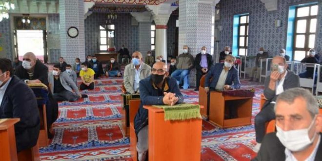 Photos: Prophet’s (PBUH) birth aniv. celebrated at Imam Sadiq (A.S ...